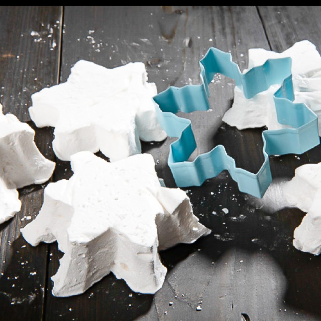 Homemade Snowflake Marshmallows Recipe - Farm Flavor Recipe
