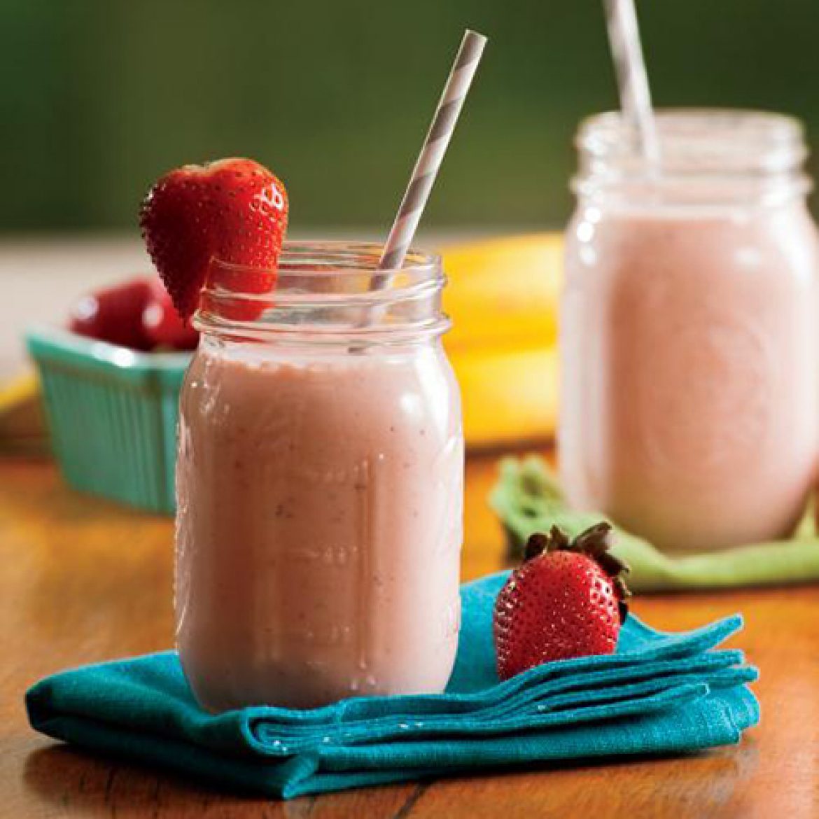 Healthy Breakfast Smoothie Recipe - Farm Flavor Recipe