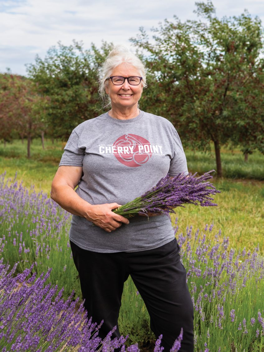 Michigan Lavender Farms Attract Bees, Butterflies and Humans Seeking ...