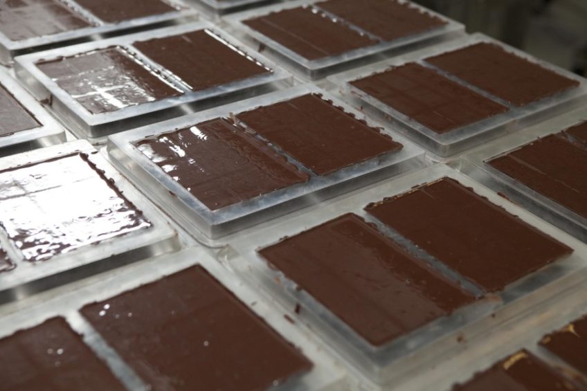 Bean to Bar: How Chocolate Is Made - Farm Flavor